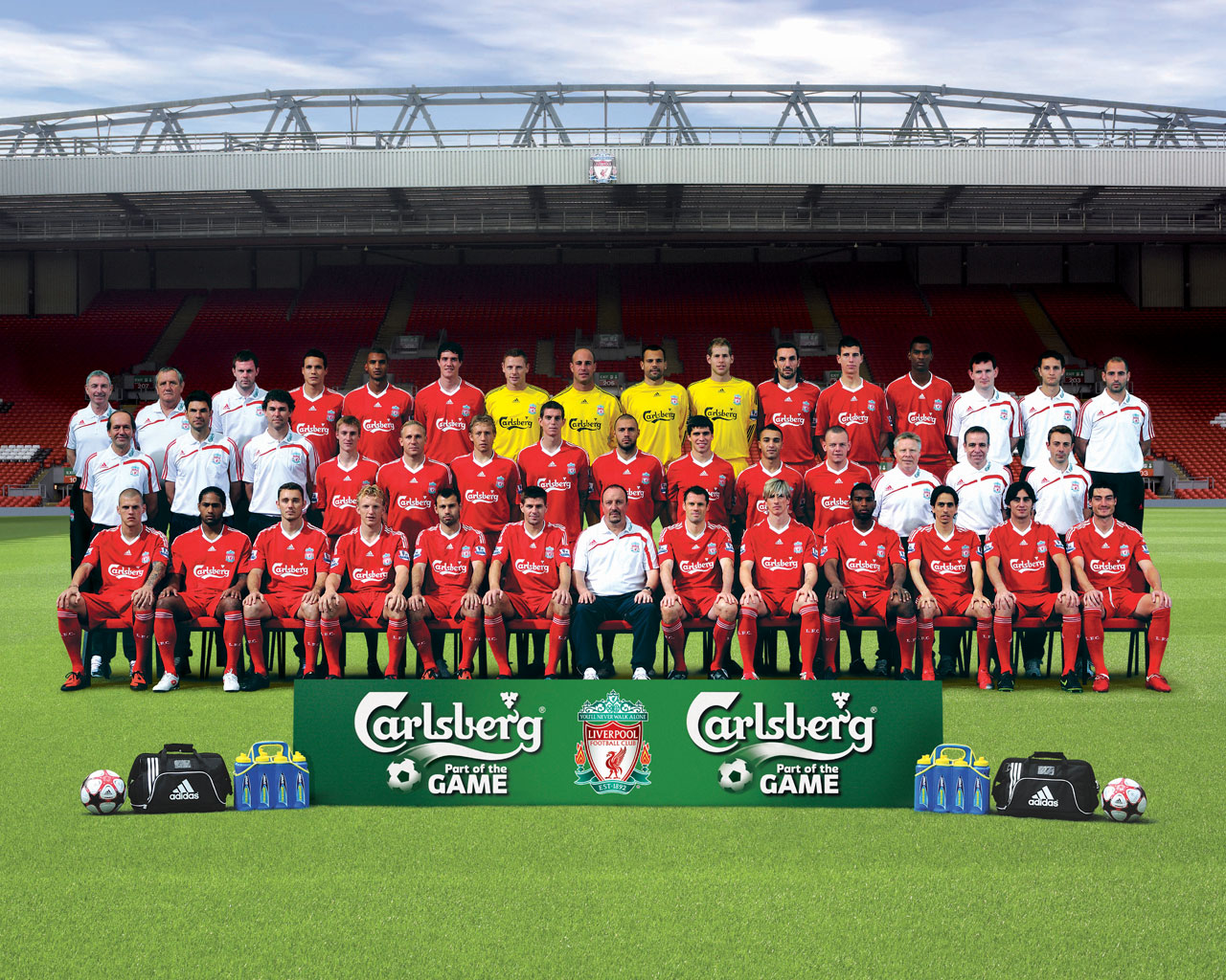 Squad picture for the 2009-2010 season - LFChistory - Stats galore for ...